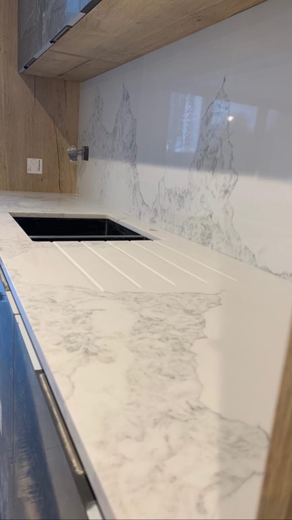 Calacatta Quartz Worktops